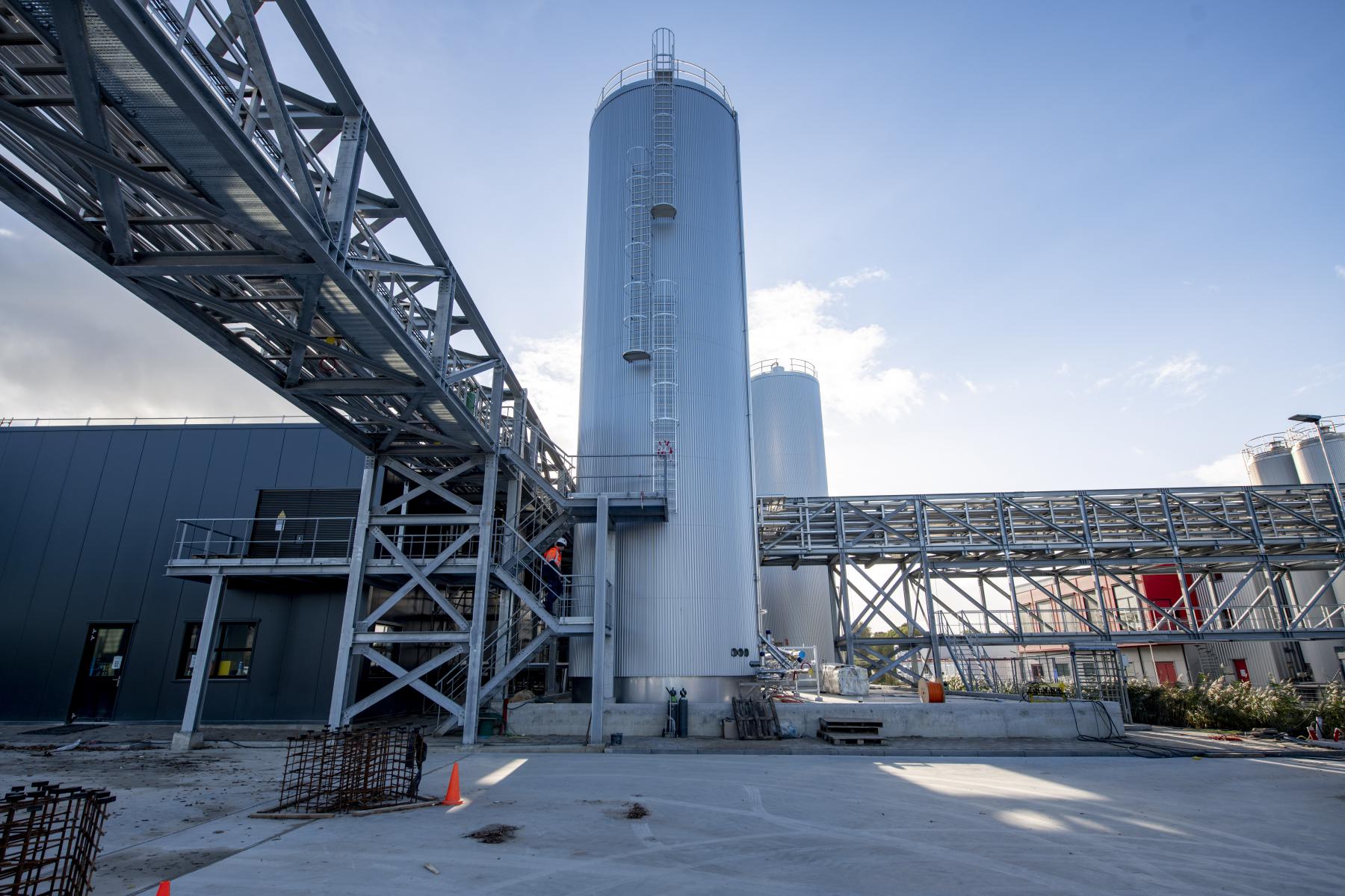 Ontdek onze zuivelfabriek(en) in Workum | FrieslandCampina Global ...